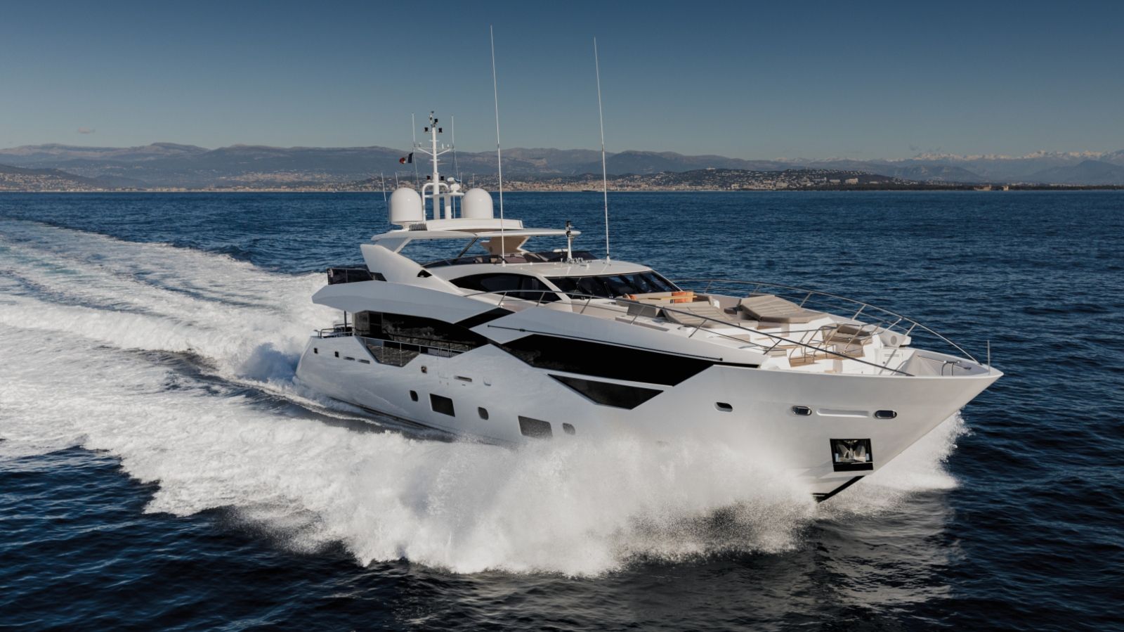 Aruba yacht (Sunseeker, 35.2m, 2020)